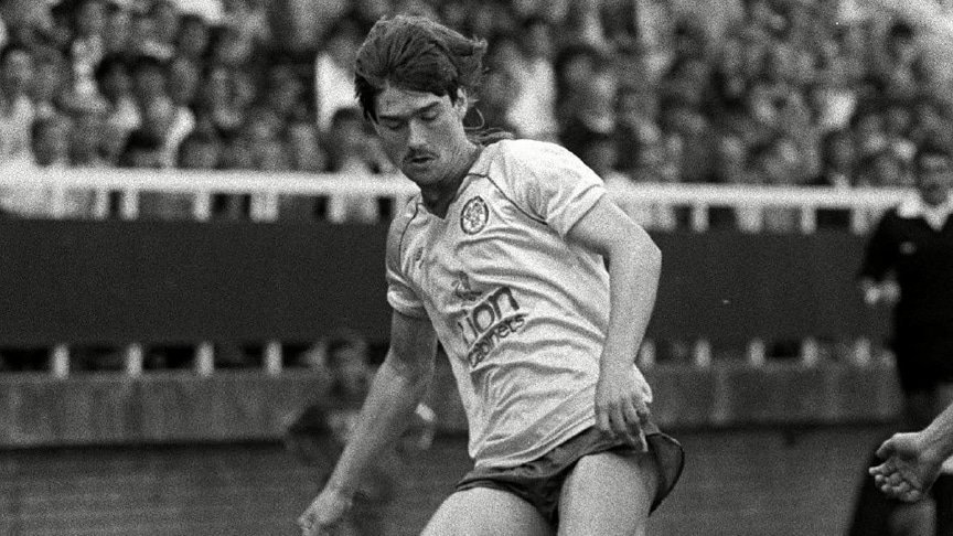 The Season of Snodin • The Square Ball