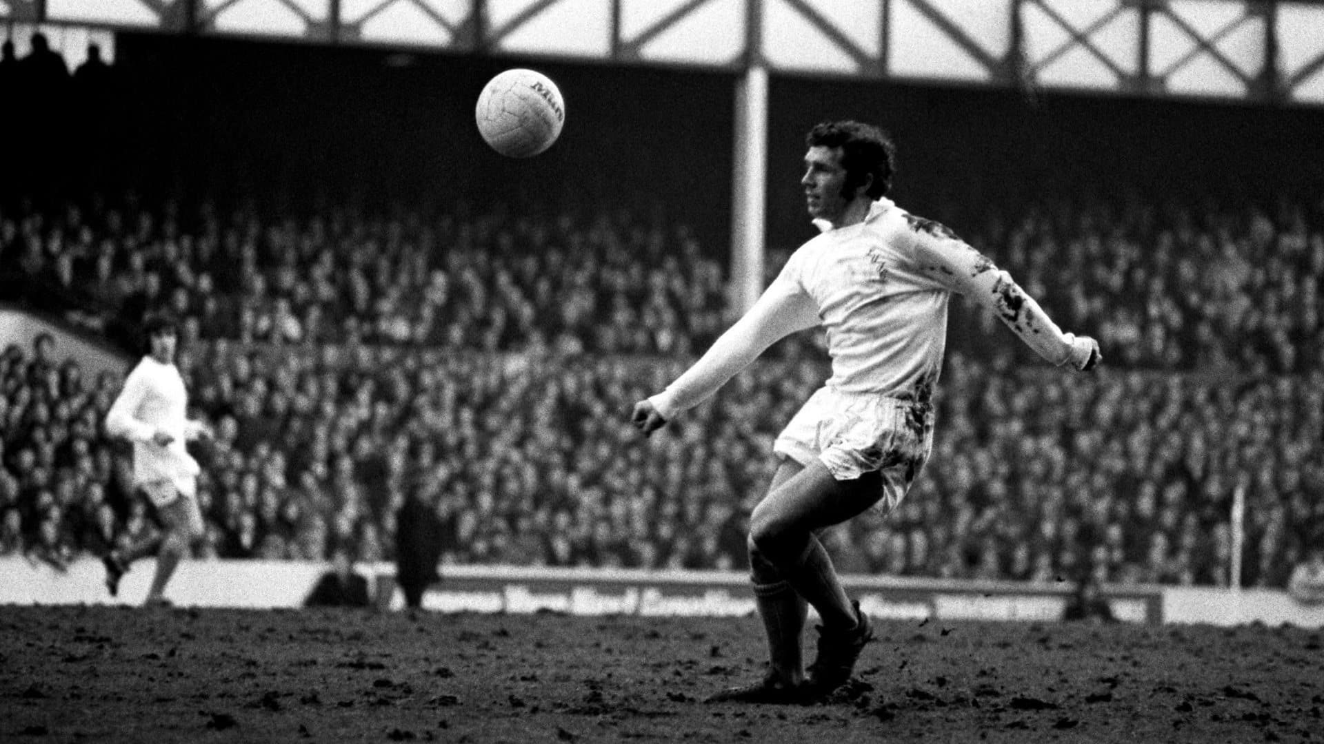 Johnny Giles vs Mother Nature (and Cardiff) • The Square Ball